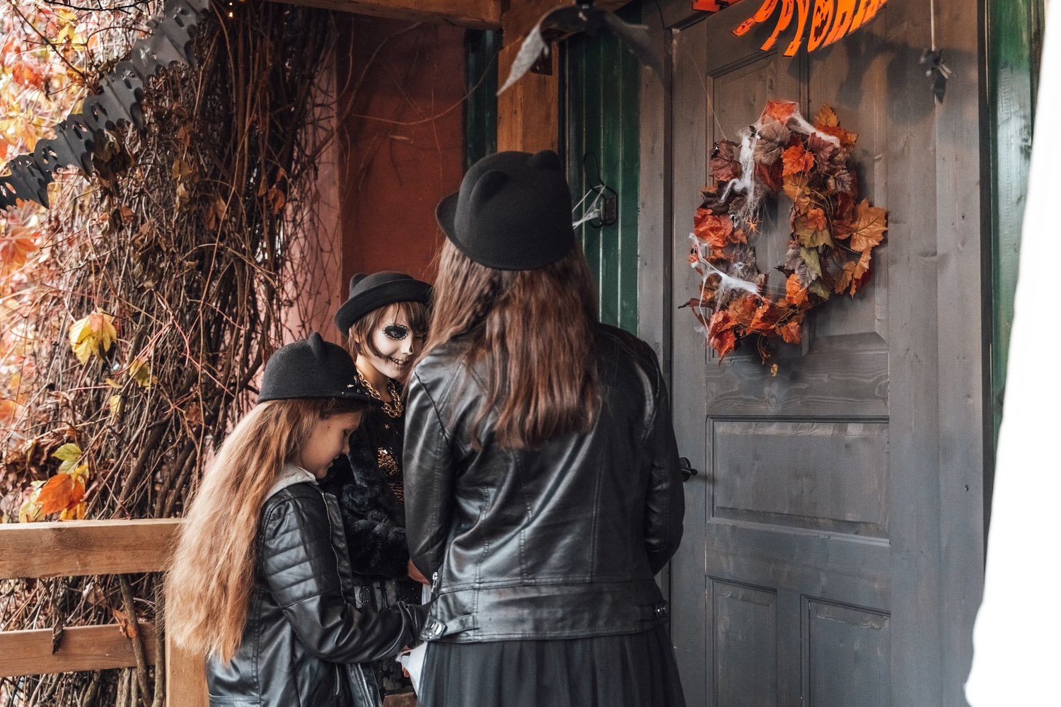 Spook Up Your Front Door: 5 DIY Halloween Wreaths & More